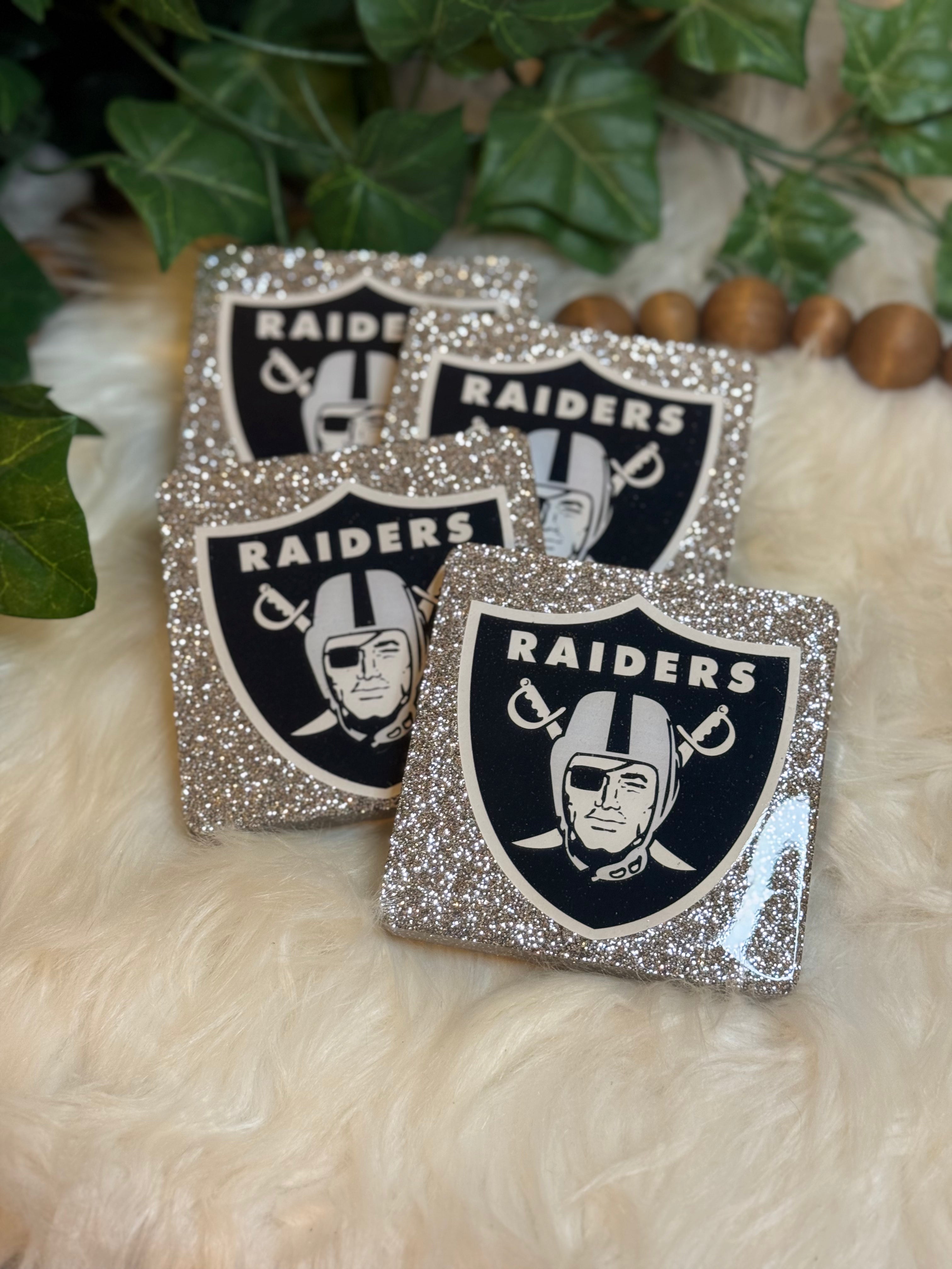 Raiders – The Crafty Dogs